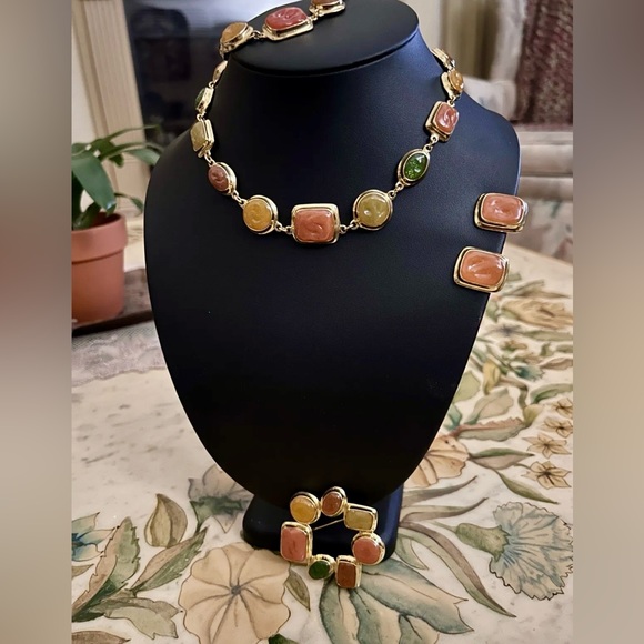 GOLDETTE NY | Jewelry | Vintage Estate Signed Goldette Ny Complete ...